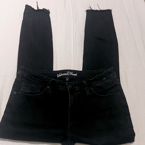 Universal Thread | Jeans | Universal Thread Mid Rise Skinny Womens Size ...